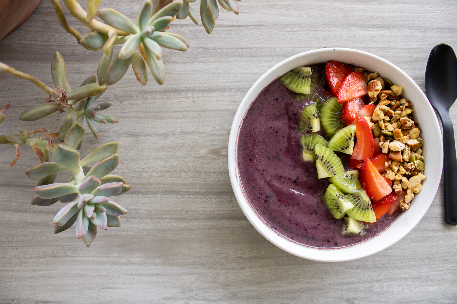 Morning Energy Boost: Vegan Protein Acaí Bowl - Casa Refined