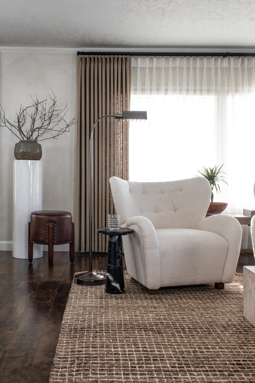 Neutral Living Room Decor: How To Create A Space That Feels ...